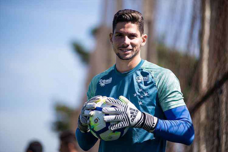 Contrato do goleiro Lucas França encerra neste domingo e atleta retorna ...