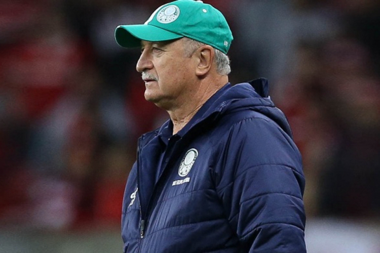 Próximo rival do Ceará, Palmeiras é alvo de protesto de torcedores em ...