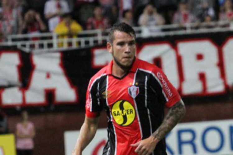 Confira o perfil de Willian Popp, novo reforço do Ceará