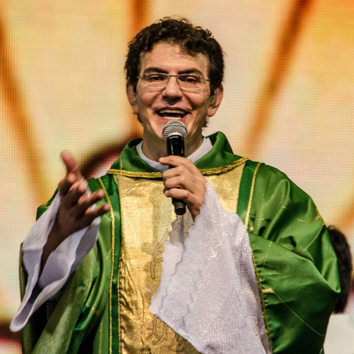 Shopping de Fortaleza terá live de missa com padre Reginaldo Manzotti ...