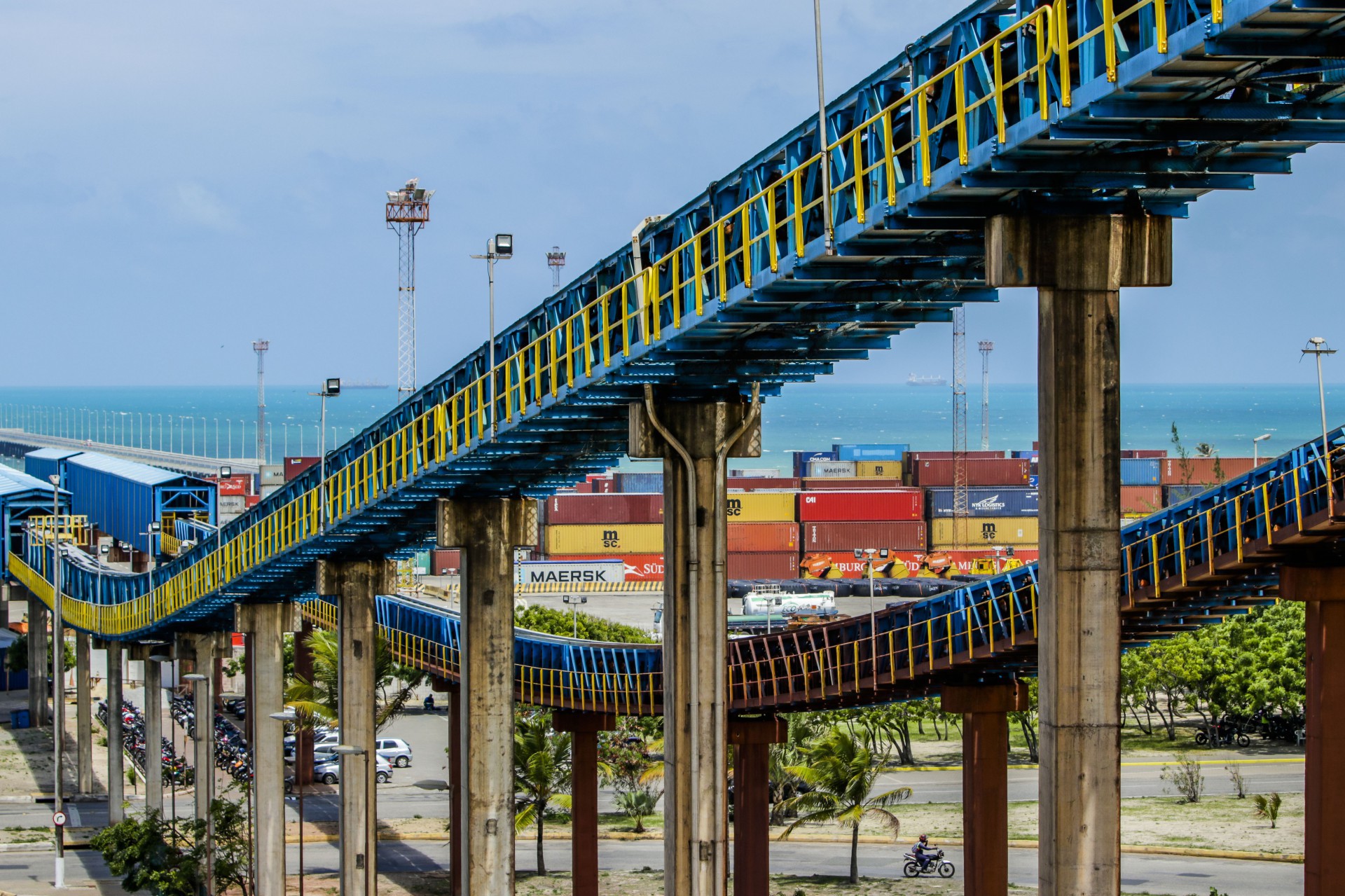 Porto do Pecém tem alta de 70% nas movimentações de maio | Economia O ...