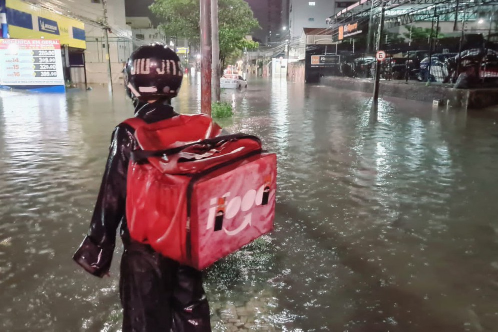 Resolver alagamentos na av. Heráclito Graça custaria R$ 60 milhões, diz ...