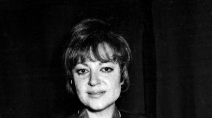 Régine, a rainha da noite de Paris, morre aos 92 anos