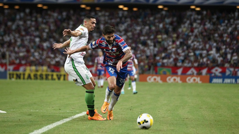 Jogos de futebol hoje, sábado, 15; onde assistir ao vivo e horário