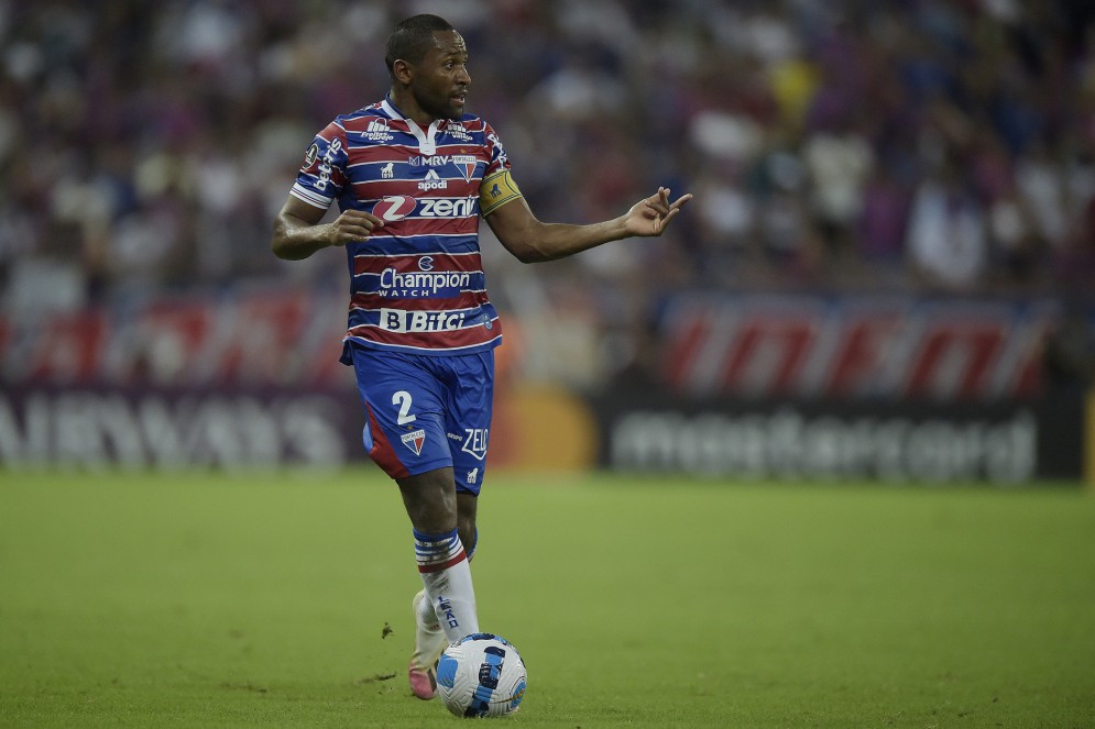 Tinga está próximo de voltar, mas encaixe no time do Fortaleza não será ...