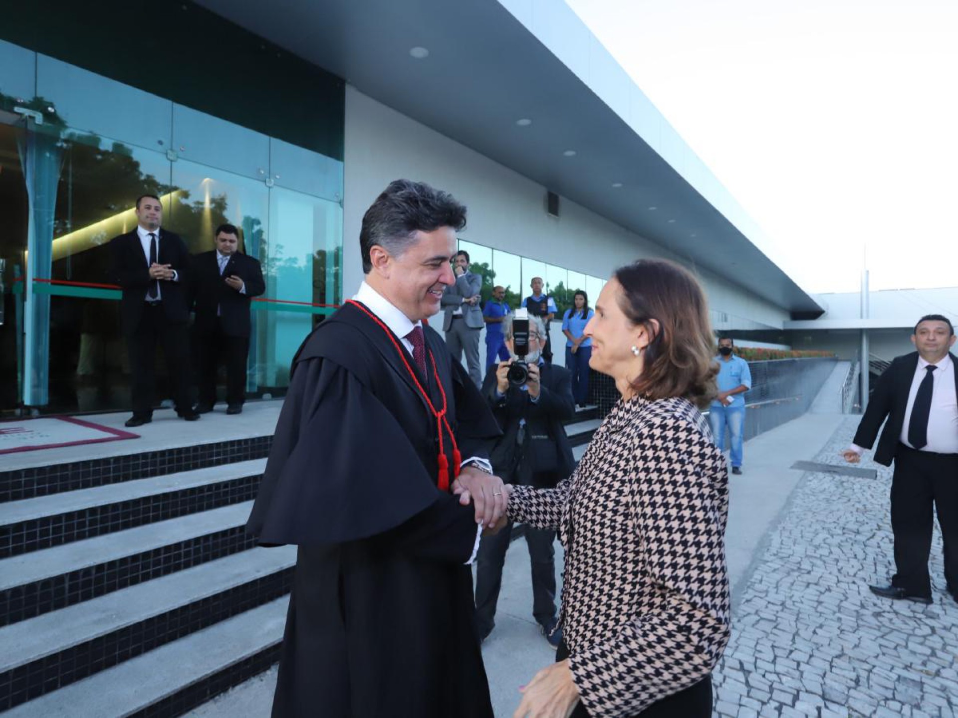 Novos promotores de Justiça tomam posse no MPCE