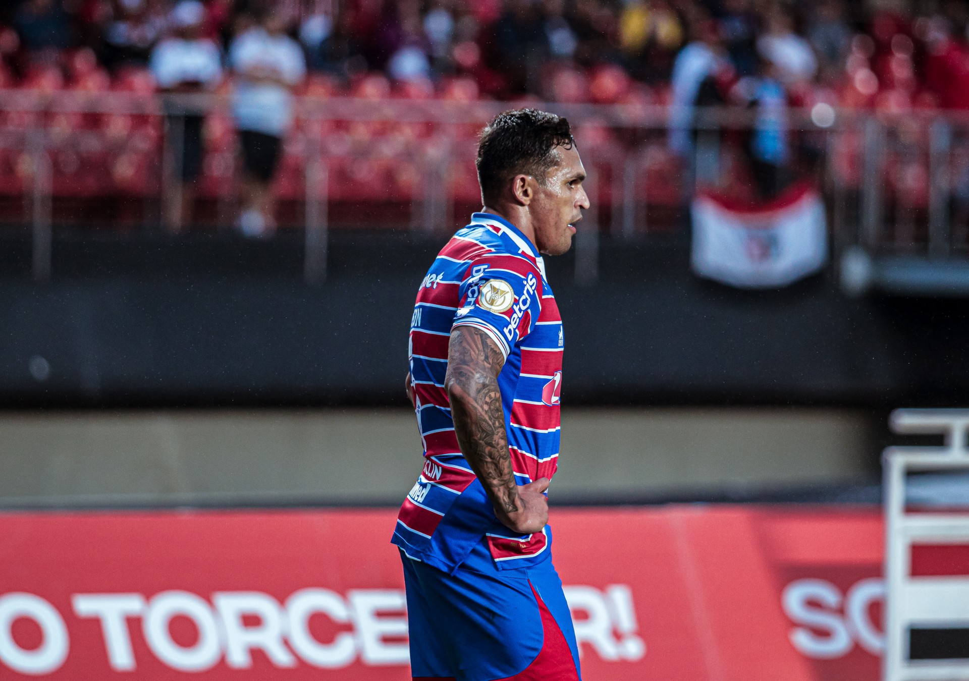 Com Robson em queda de rendimento, Vojvoda busca soluções para o ataque ...