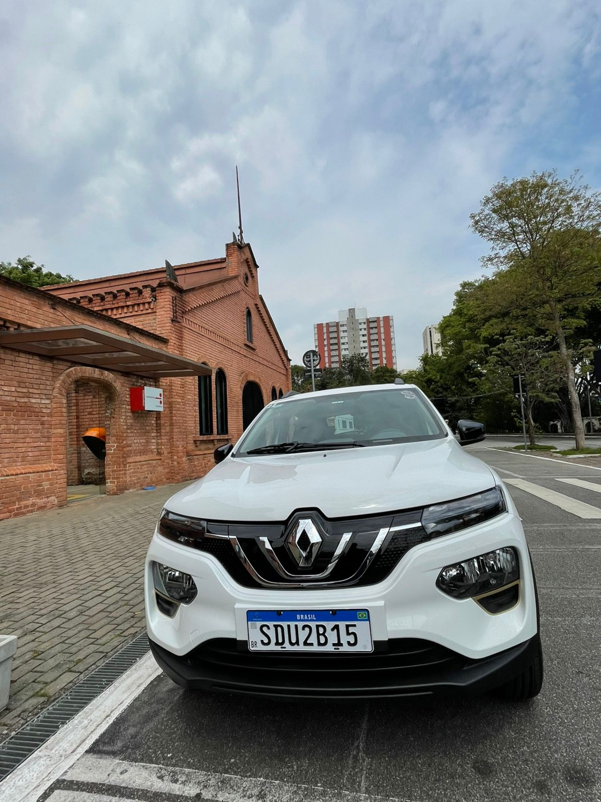 Kwid E-Tech 100% elétrico a R$ 146.990