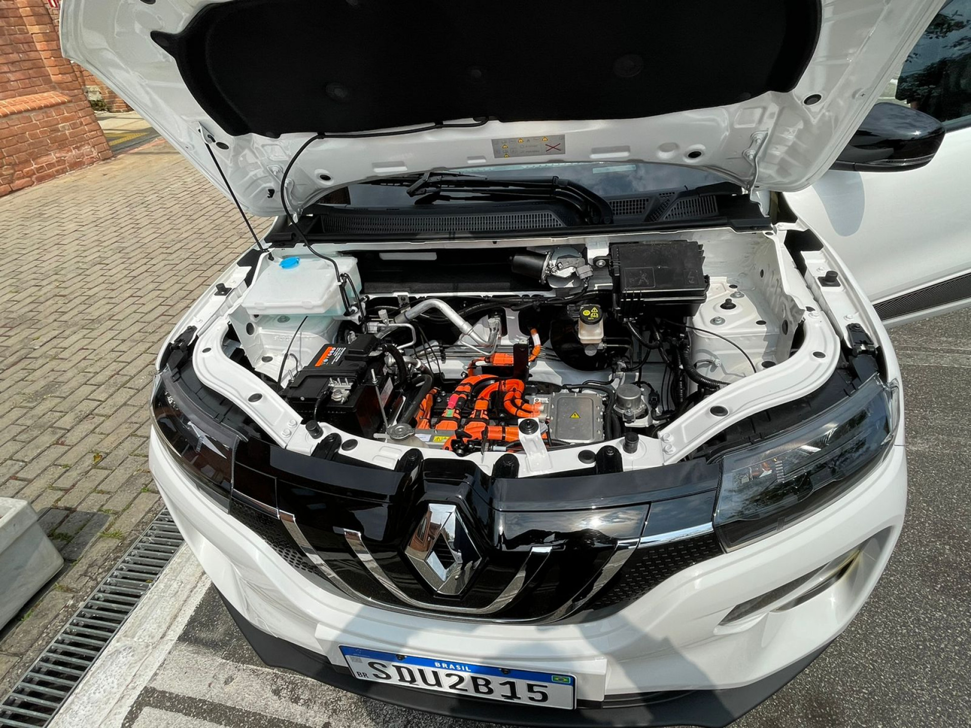 Kwid E-Tech 100% elétrico a R$ 146.990