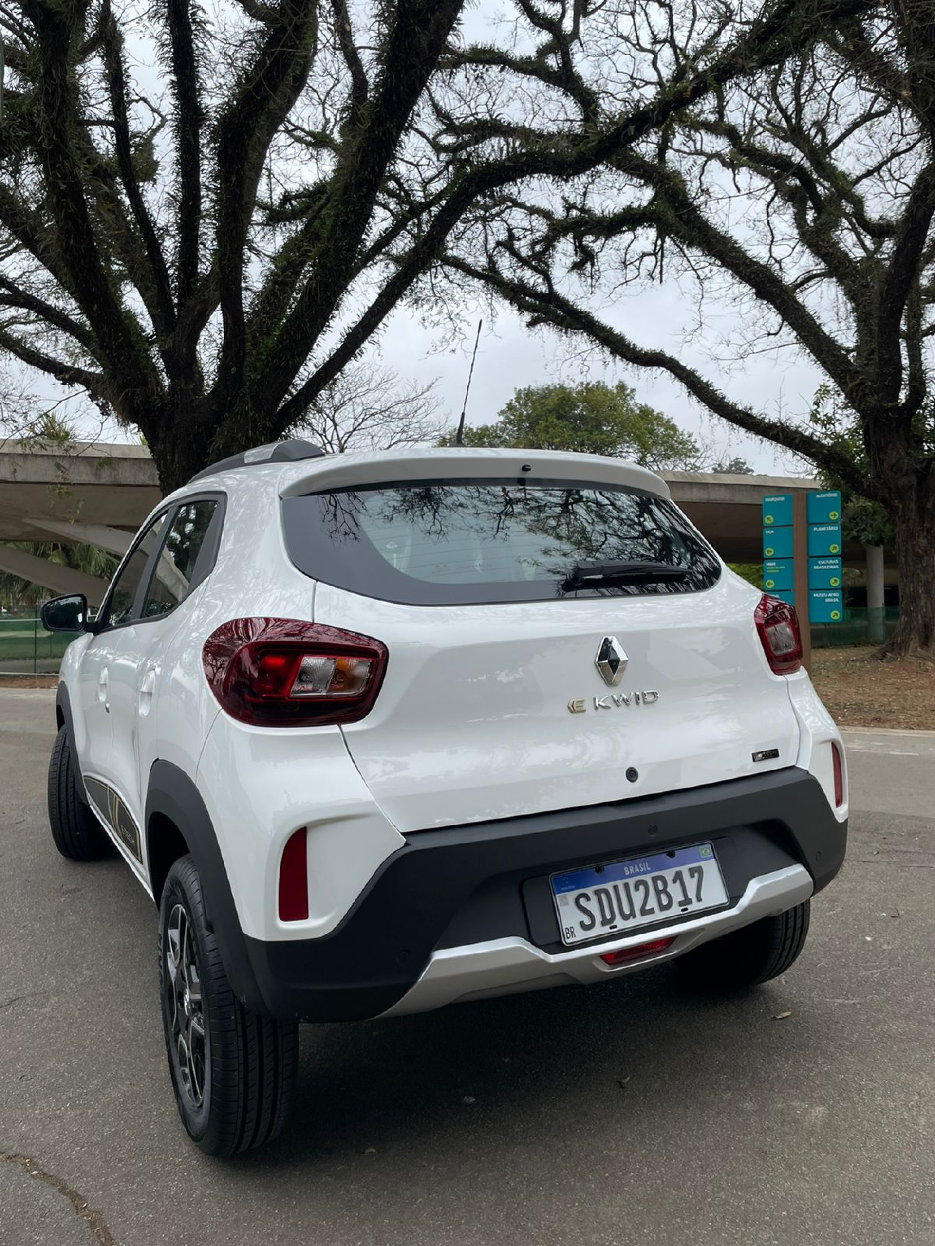 Kwid E-Tech 100% elétrico a R$ 146.990