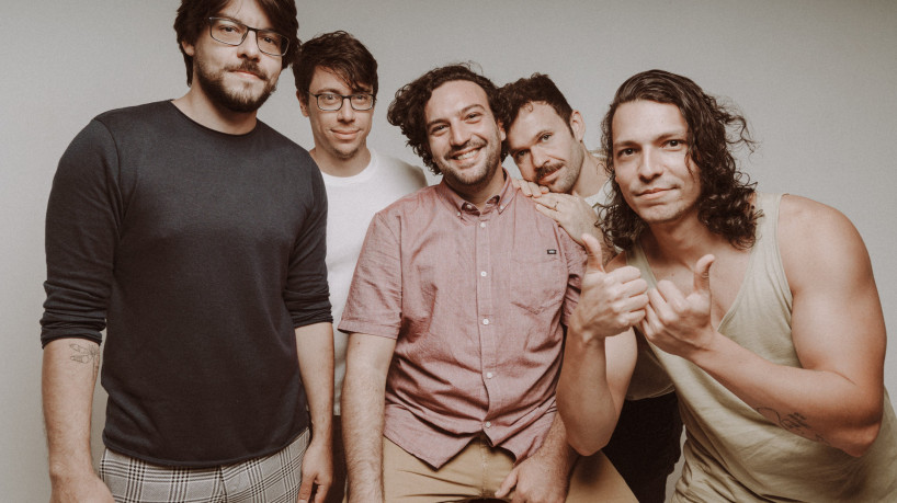 Banda cearense Sulamericana lança álbum no Teatro São José nesta sexta, 9