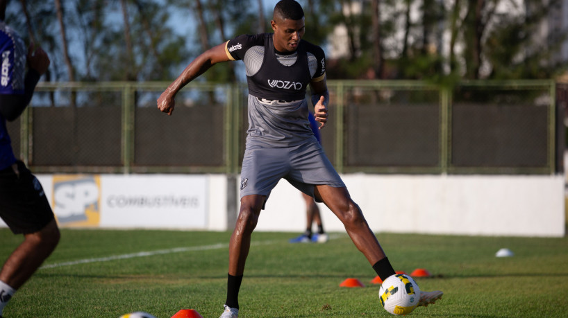 Cléber e Kelvyn podem ser opções para o Ceará contra o Goiás