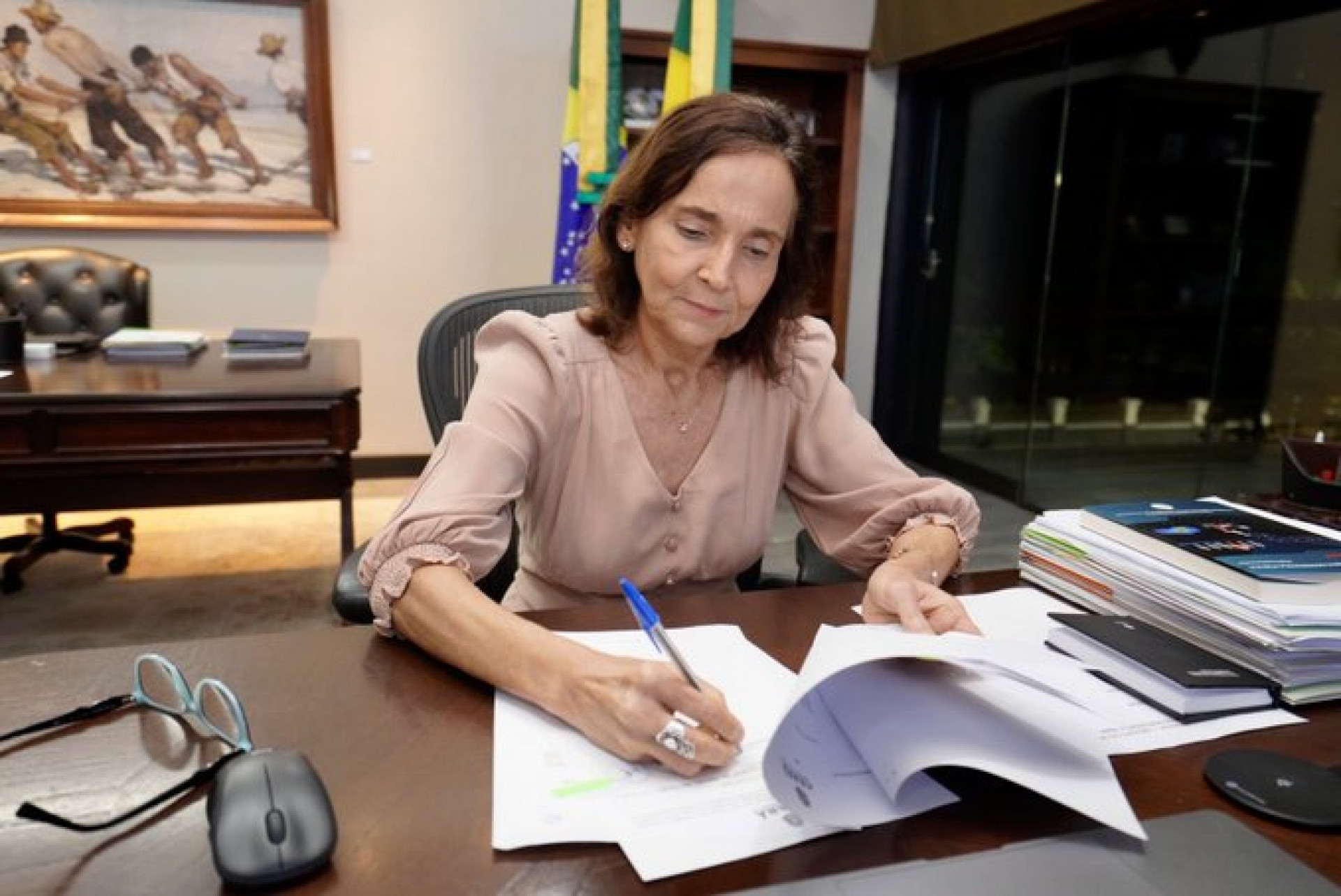 Izolda anuncia transporte gratuito intermunicipal no 2º turno ...