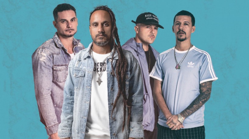 Ponto de Equilíbrio e 3030 lançam single sobre praia em Paraty