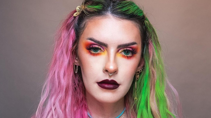 Karen Bachini é acusada de romantizar pobreza e destratar funcionária