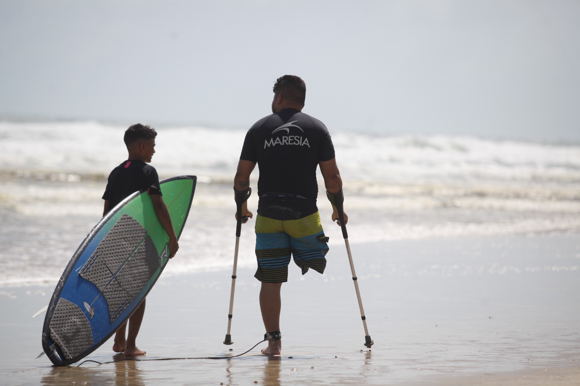 Inclusão e celebração do esporte marcam festival de surfe adaptado ...