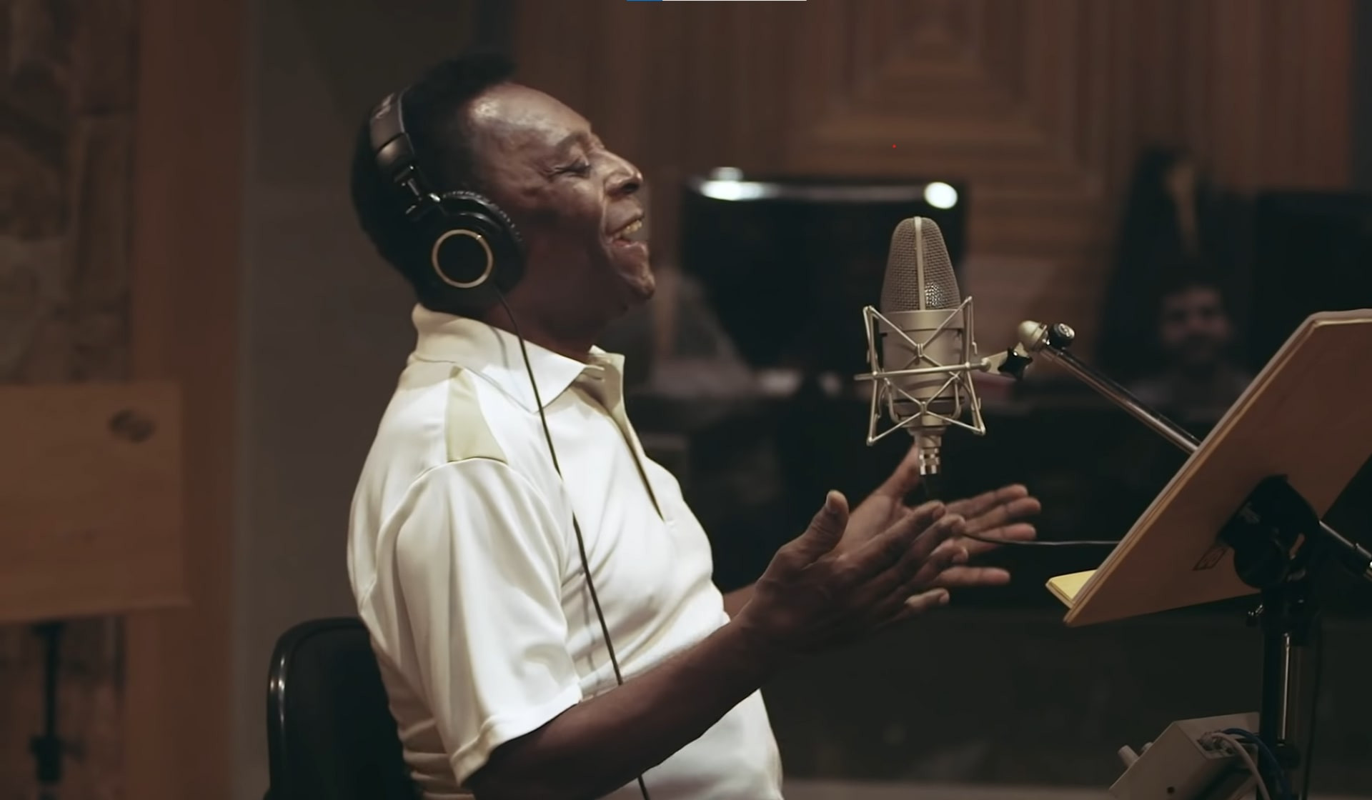 Pelé na música: o lado cantor e compositor do "Rei do Futebol ...