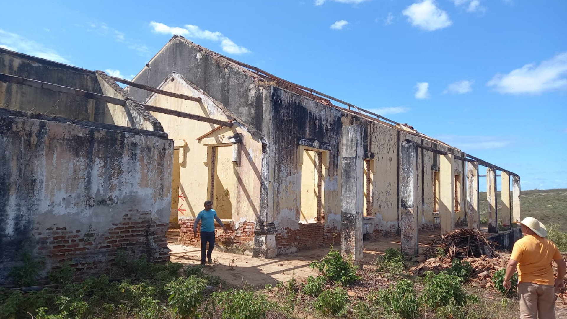 Casarão do Campo de Concentração do Patu em Senador Pompeu passa por ...