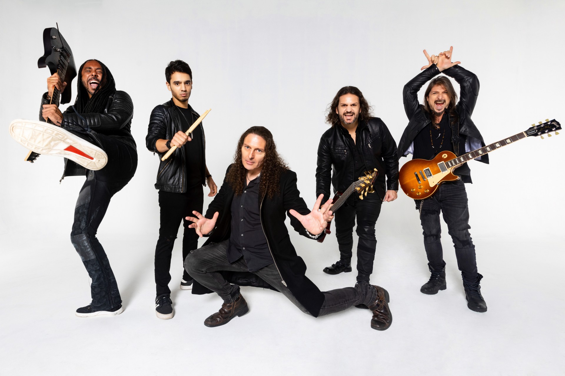 Angra faz show em Fortaleza para comemorar 30 anos de carreira | Vida ...