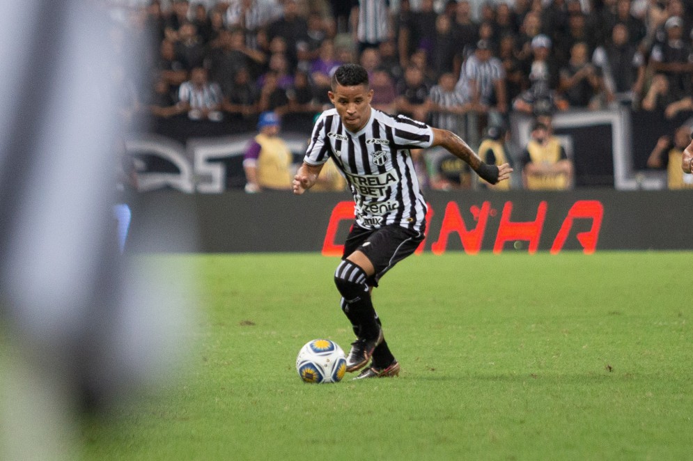 Embalado pelo tri, Ceará visita a Ponte Preta em busca da 2ª vitória na ...