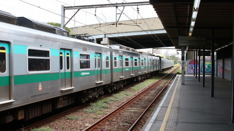 Manifestação pede solução para falhas em linhas de trens em São Paulo