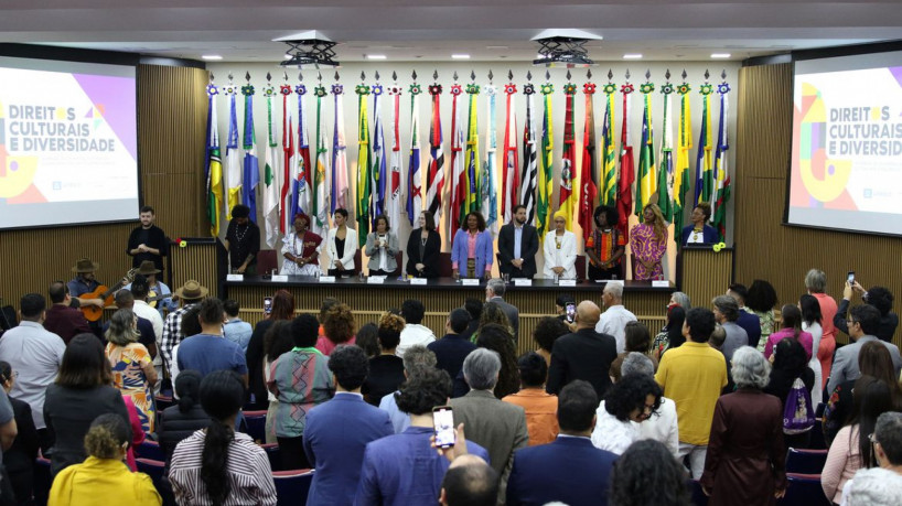 Evento marca 1º Dia da Diversidade Cultural após recriação do Minc