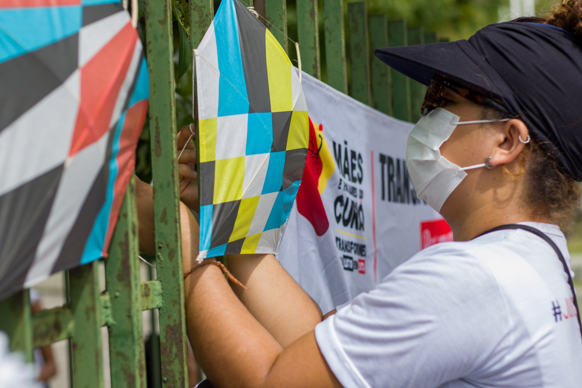 Do lado de fora, o sábado foi de espera | DOM | OPOVO+