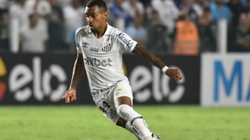 Lucas Pires e Nathan são vistos em balada e levam "enquadro" de ...