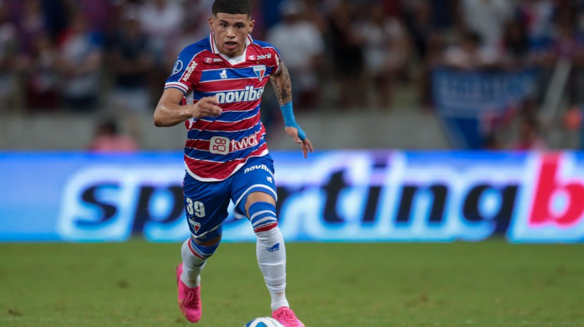 Machuca tem boa atuação diante do Santos e marca primeiro gol pelo ...