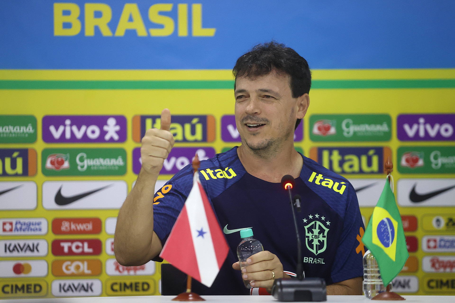 Fernando Diniz revela satisfação com atuação do Brasil e exalta Neymar ...