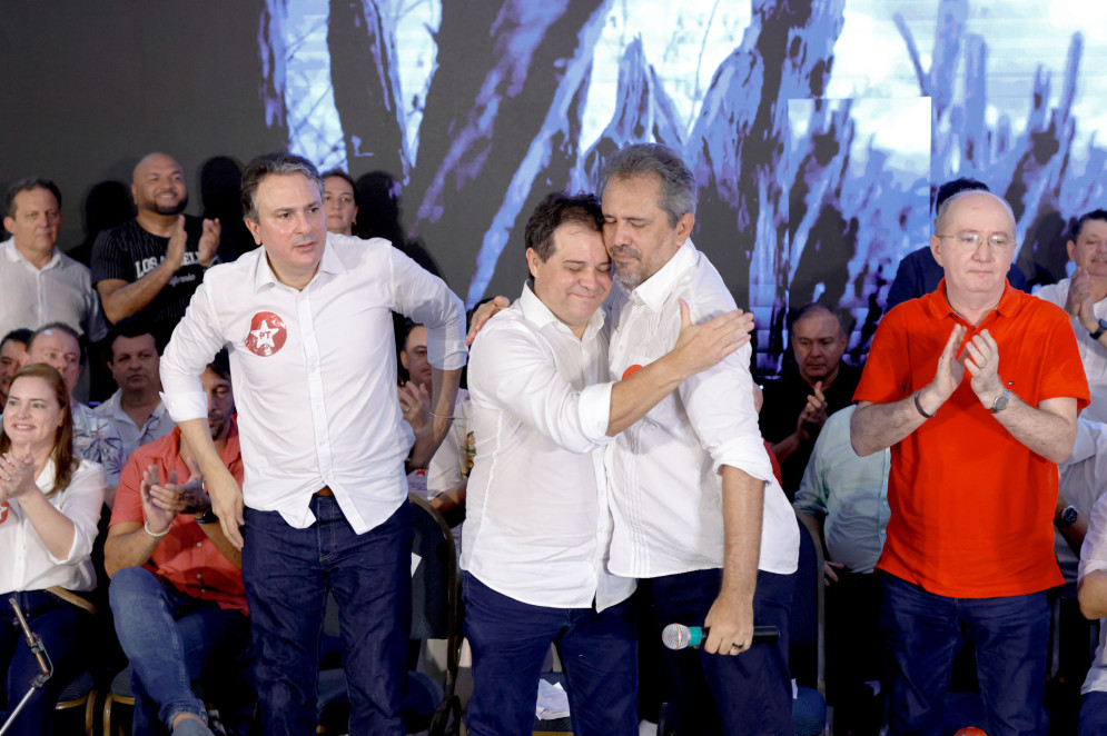 Simbolismo da filiação de Evandro Leitão ao PT | Érico Firmo | OPOVO+