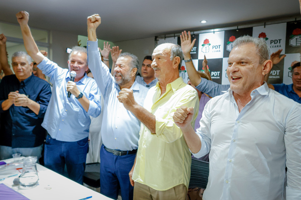 PDT dá posse à nova direção no Ceará e quer reconstruir a sigla com ...