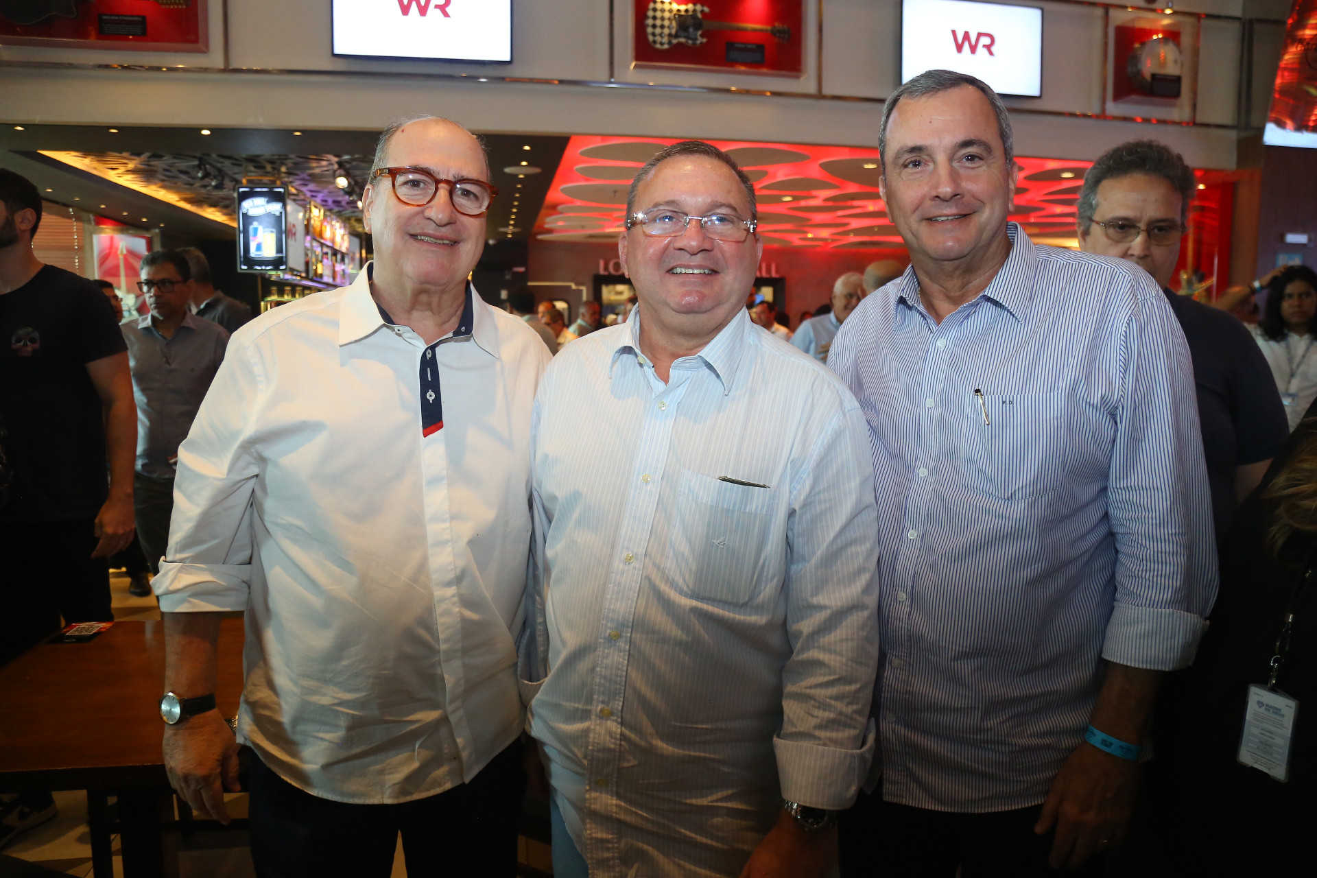 Paixão: a indisfarçável febre, sem preço... | Clóvis Holanda | OPOVO+