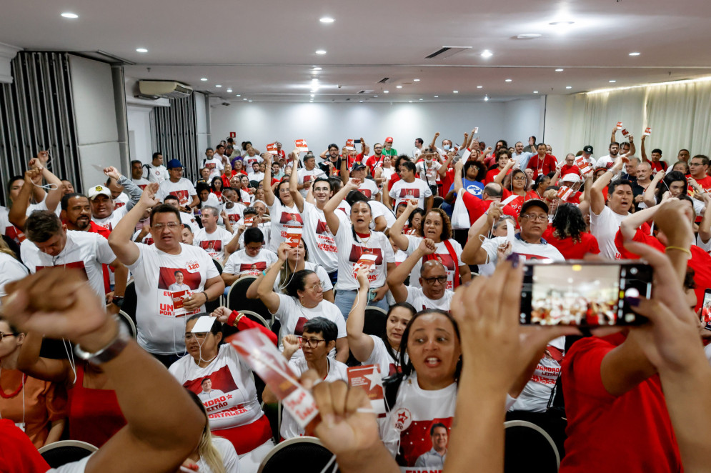 A forma de o PT lidar com divergência | Érico Firmo | OPOVO+