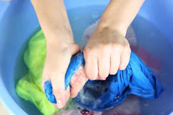 Aprenda a interpretar as informações das etiquetas de roupa