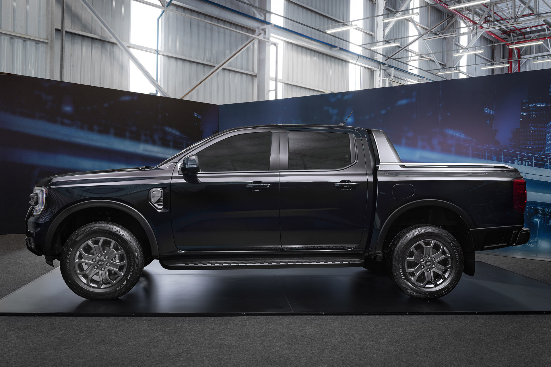 Ford revela primeiras imagens da Nova Ranger Black