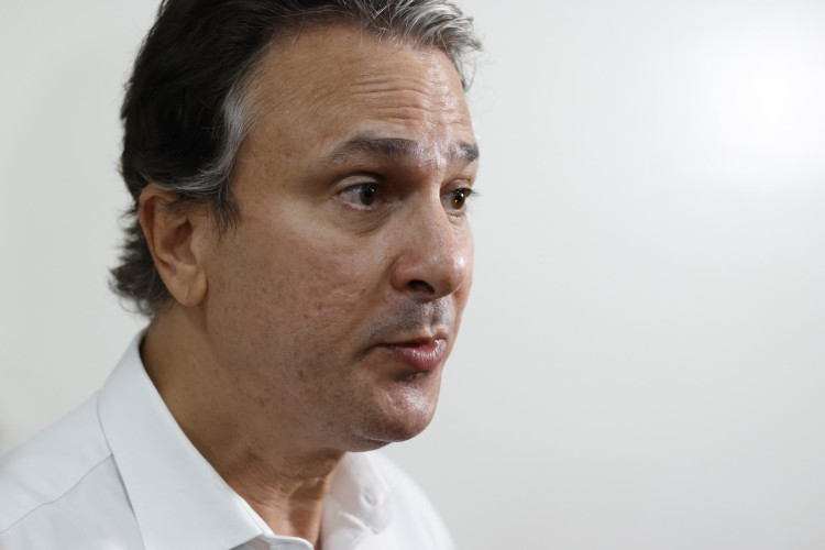 Camilo critica Inspetor Alberto por violência contra animal: 'ato ...