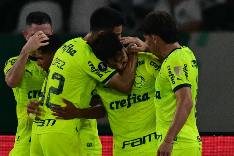 Palmeiras em 2025: quais as contratações, quem fica e quem sai