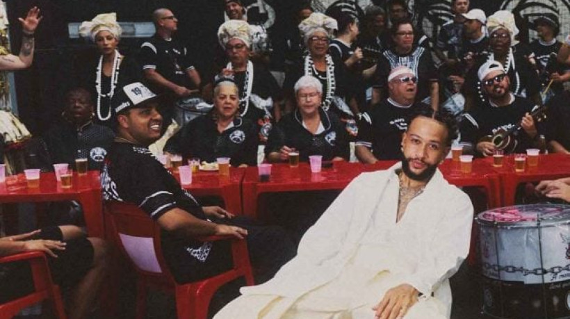 Memphis Depay, do Corinthians, apresenta projeto musical em programa da ...