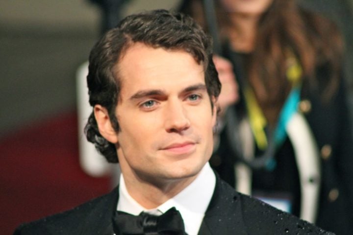 Vídeo vazado mostra teste de Henry Cavill para viver James Bond