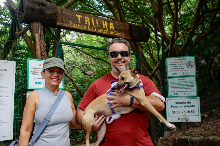 Trilha no Parque do Cocó reúne casais e famílias após reabertura