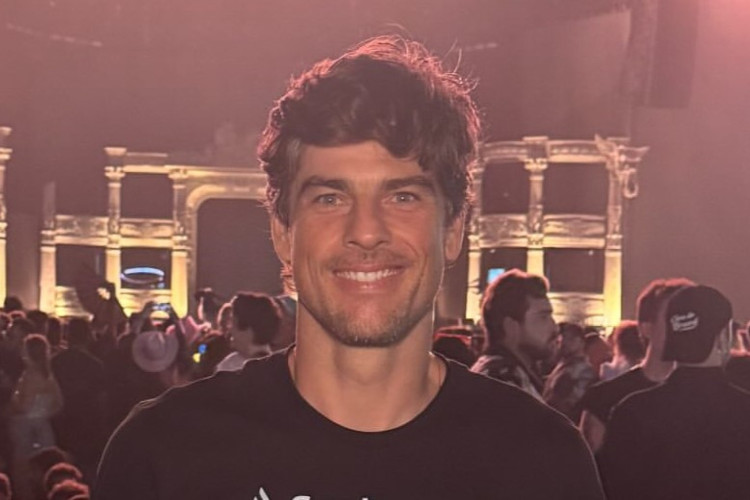 Brasileiro do clipe de 'Alejandro' estava em show de Lady Gaga no Rio