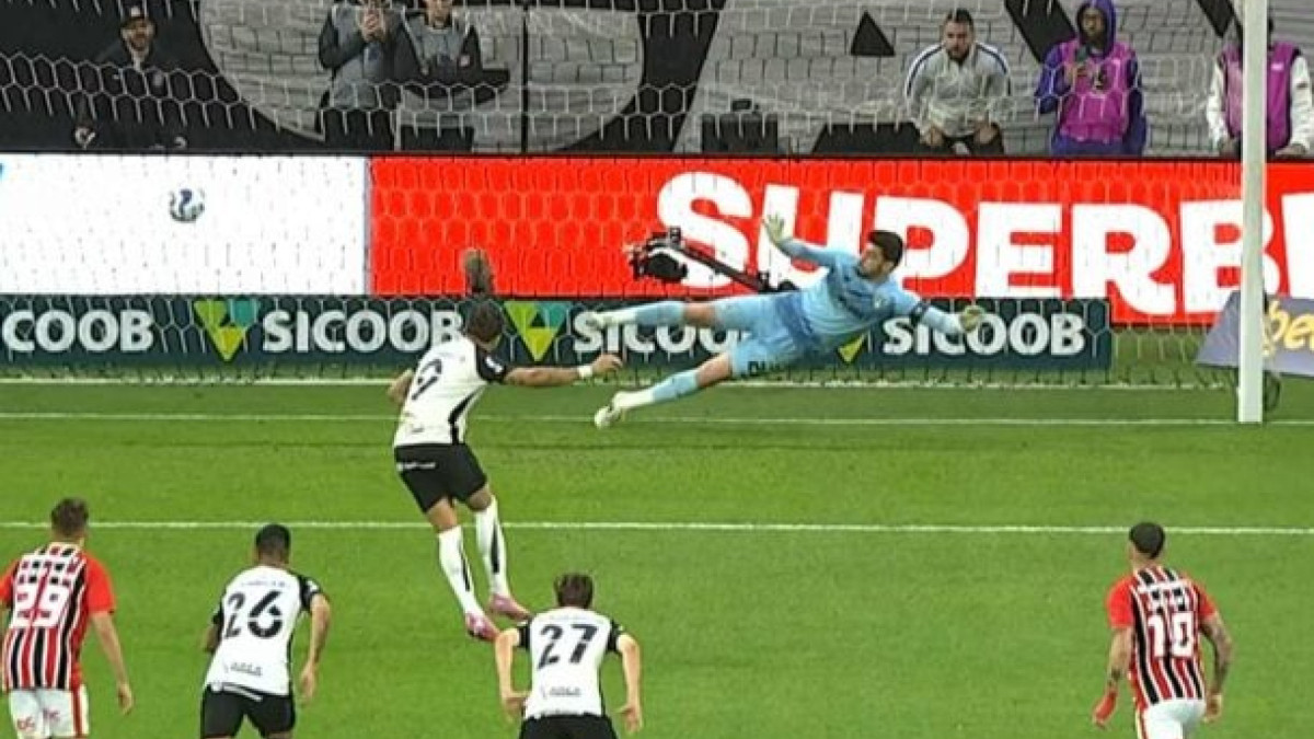 São Paulo e Corinthians empatam em quase tudo. Exceto um critério ...