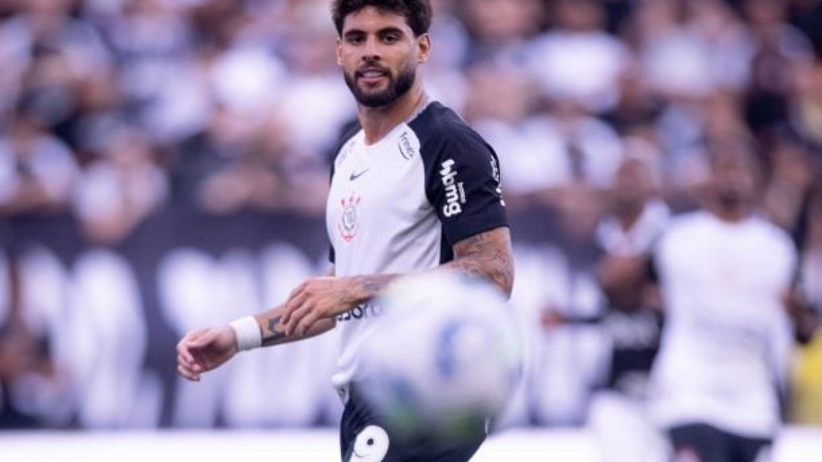 Yuri Alberto treina no Corinthians e aguarda por resultados de exames
