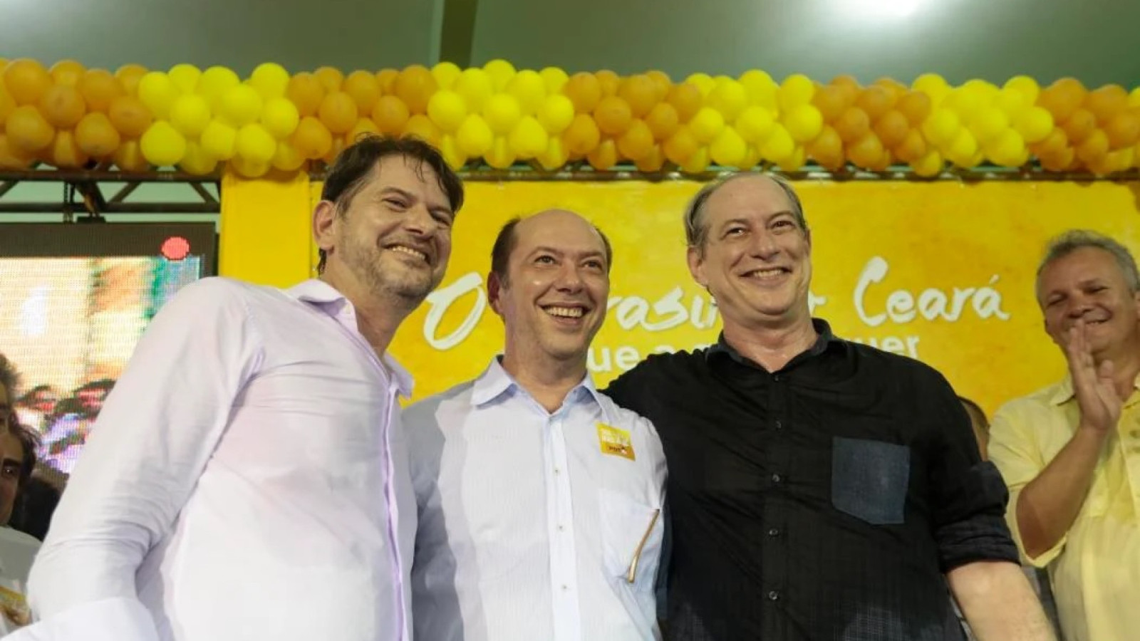 O alvo das críticas dos Ferreira Gomes