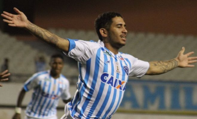 Leandro Carvalho está apalavrado com o Ceará, diz Robinson de Castro