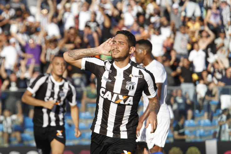 Em rede social, Leandro Carvalho se despede do Ceará; atleta deve ...